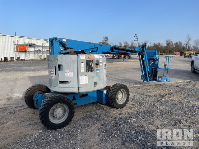 2016 Genie Z34-22 4WD Diesel Articulating Boom Lift in Westlake ...