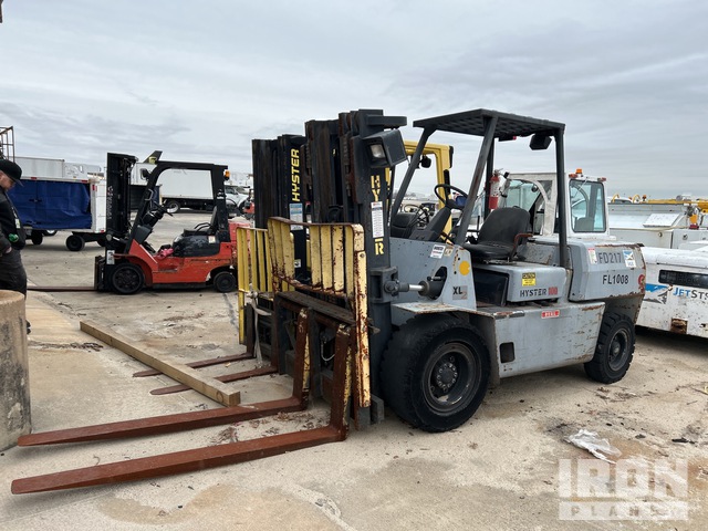 Hyster H100XL 8900 lb Pneumatic Tire Forklift in Charlotte, North ...
