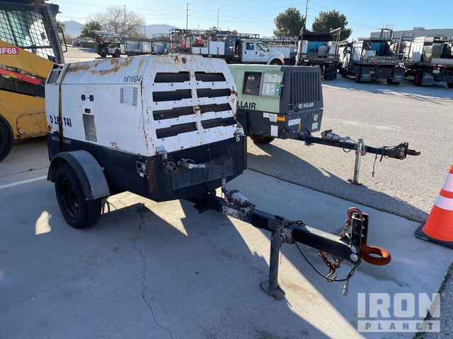 2016 Rotair D185T4I 185 cfm Mobile Air Compressor in Riverside ...