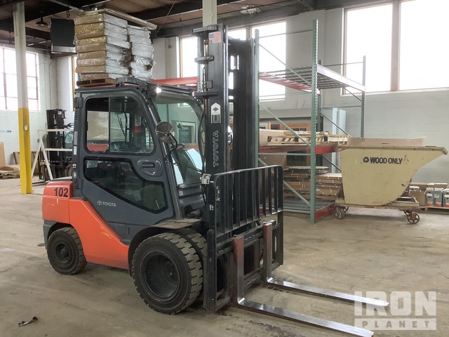 2017 Toyota 8FDU32 6020 lb Pneumatic Tire Forklift in Indianapolis ...