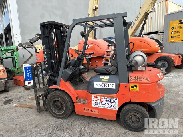 2005 Toyota 7FGU25 3750 lb Cushion Tire Forklift in Honolulu, Hawaii ...