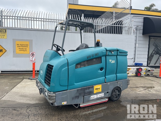 2016 Tennant T20 Ride-On Floor Scrubber in Berkeley, California, United ...