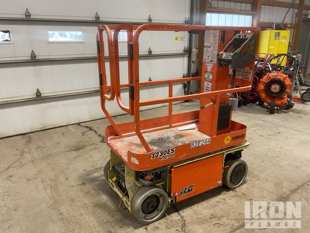 2016 JLG 1230ES Electric Vertical Mast Lift in Sunbury, Ohio, United ...