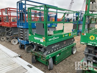 2018 Skyjack SJIII 3220 Electric Scissor Lift in Morris, Illinois ...