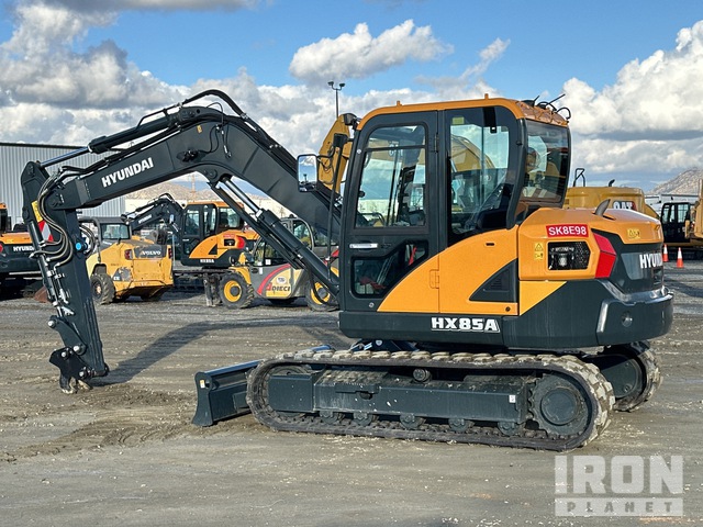 2023 Hyundai HX85A Tracked Excavator (Unused) in Perris, California ...