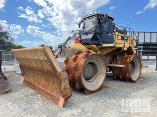 2018 Cat 826K Landfill Compactor in Berriedale, Tasmania, Australia ...