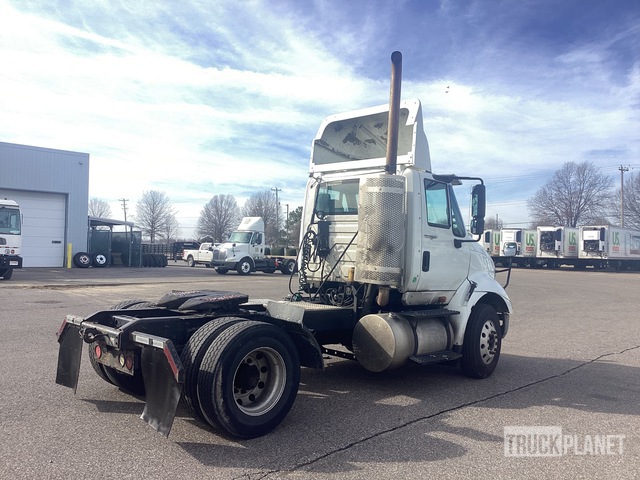2009 International 8600 4x2 S/A Day Cab Truck Tractor in Memphis ...