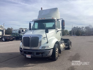 2009 International 8600 4x2 S/A Day Cab Truck Tractor in Memphis ...