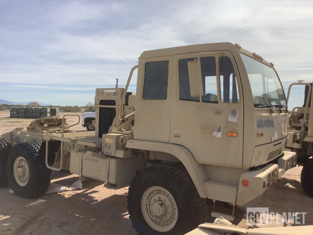 Surplus 2000 BAE Systems M1088A1 MTV 6x6 Tractor Truck in Red Rock ...