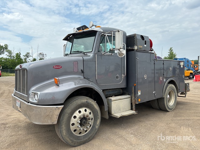 2004 Peterbilt 330 4x2 Service Truck | Ritchie Bros. Auctioneers