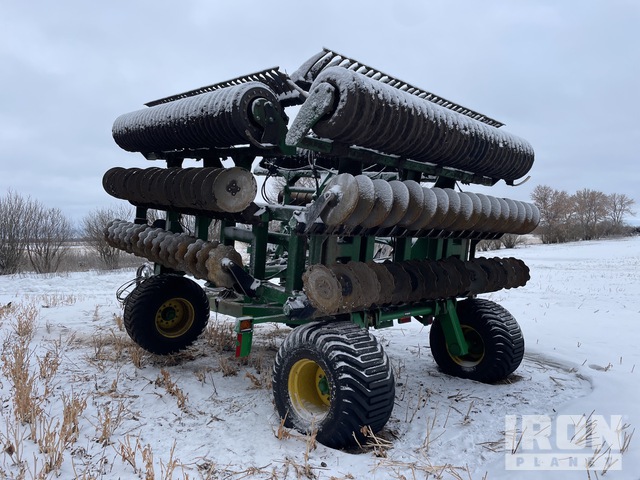 John Deere 2680H 40 ft High-Speed Disc in Brookdale, Manitoba, Canada ...