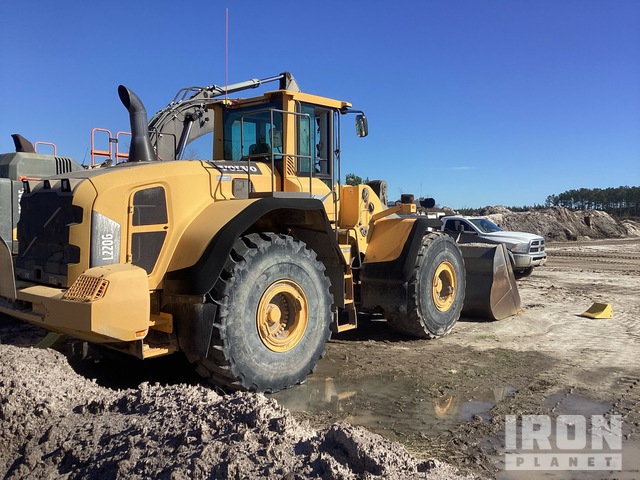 2014 Volvo L220G Wheel Loader in Cottageville, South Carolina, United ...