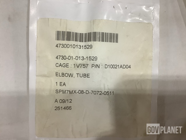 Surplus (42) Designed Metal Connections D10021AD04 Tube Elbows in North ...