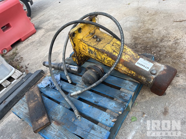 Atlas Copco ES80 Hydraulic Breaker in Houston, Texas, United States ...