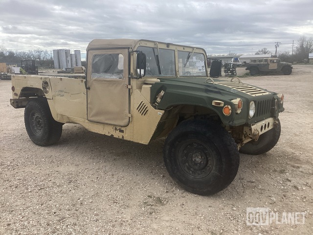 Surplus 1994 AM General M1097A1 HMMWV 2 Door Soft Top w/Truck Body in ...