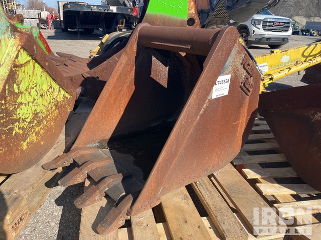 Wain-Roy 24 in Backhoe Rear Bucket in Sharonville, Ohio, United States ...