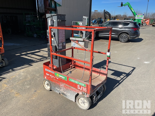 2016 Skyjack SJ16 Electric Vertical Mast Lift in Avon, Massachusetts ...