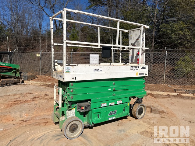 2015 JLG 2632ES Electric Scissor Lift in GASTONIA, North Carolina ...