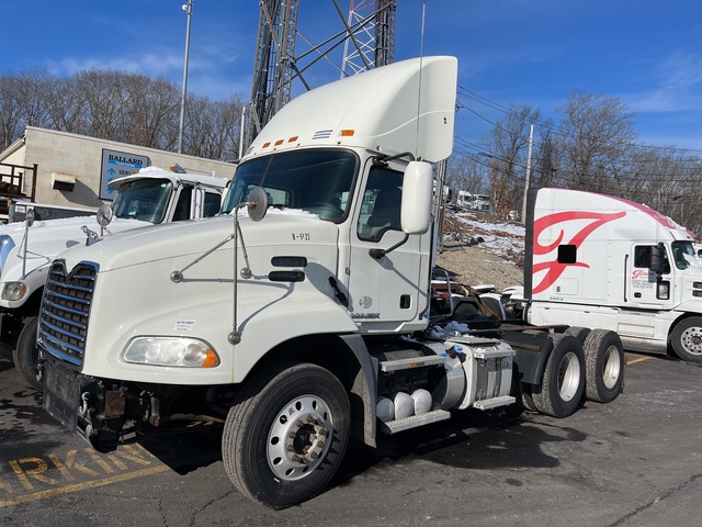 Mack a la venta en subasta en línea | IronPlanet