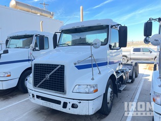 2013 Volvo VNM 6x4 T/A Day Cab Truck Tractor (Inoperable) in Fort Worth ...