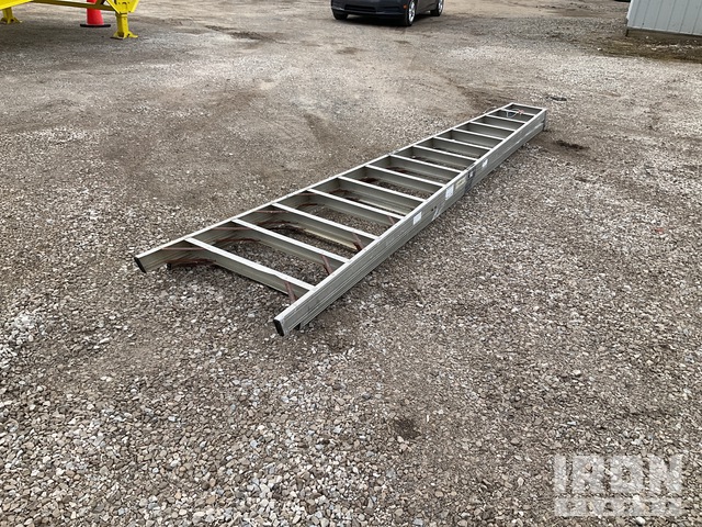 2014 Louisville 14 ft Step Ladder in Fort Gratiot, Michigan, United ...