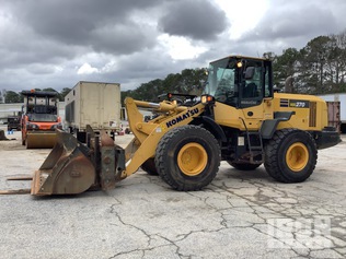 2016 Komatsu WA270-7 Wheel Loader in Snellville, Georgia, United States ...