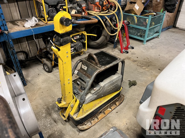 2016 Wacker Neuson DPU 4545HEH Reversible Vibratory Plate Compactor in ...