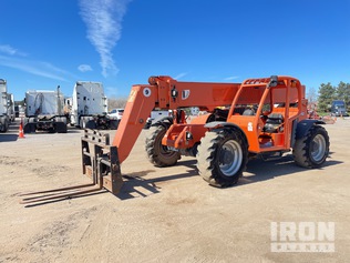 2013 Lull 944E-42 Telehandler in Lake Worth, Texas, United States (Asia ...
