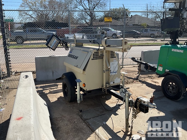 2015 Doosan 6 kW Light Tower in Houston, Texas, United States ...