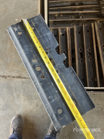 Quantity of Track Pads - Fits Kubota KX080-4 in Panorama City ...