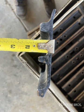 Quantity of Track Pads - Fits Kubota KX080-4 in Panorama City ...