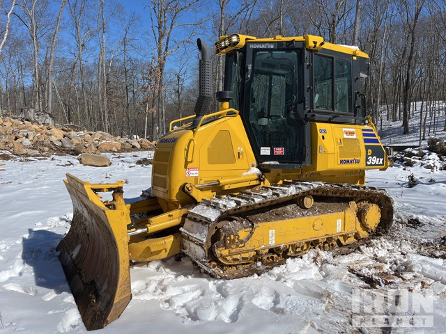 2022 Komatsu D39EX-24 Crawler Dozer in Willington, Connecticut, United ...