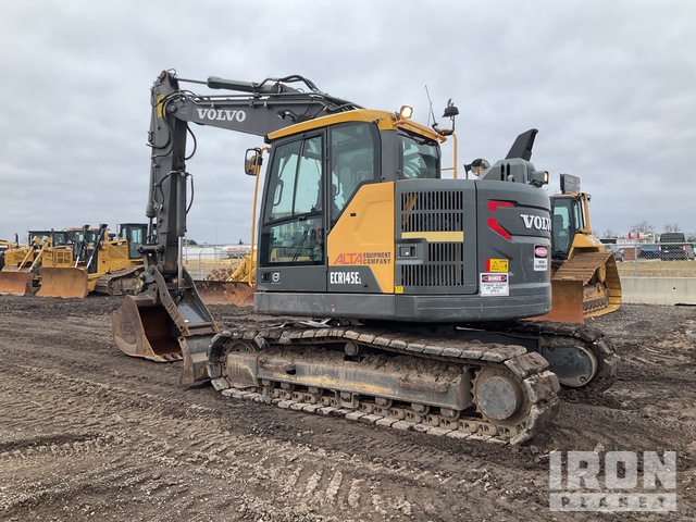 2015 Volvo ECR145EL Track Excavator in Saginaw, Michigan, United States ...