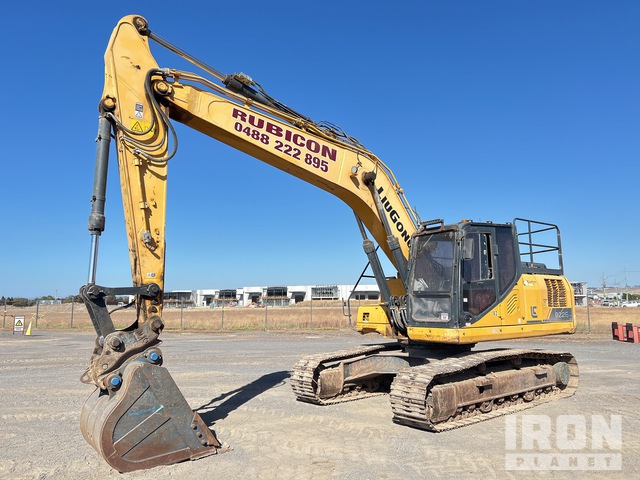 2018 LiuGong CLG922E Tracked Excavator | Ritchie Bros. Auctioneers