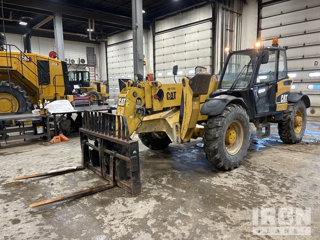 2006 Cat TH460B Telehandler in Bismarck, North Dakota, United States ...