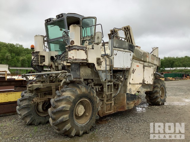2012 Wirtgen WR2500S Wheel Soil Stabilizer Reclaimer in West Mifflin ...
