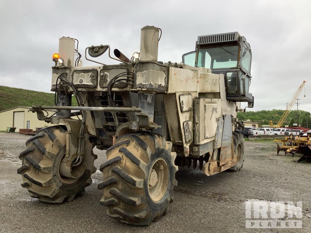 2012 Wirtgen WR2500S Wheel Soil Stabilizer Reclaimer in West Mifflin ...