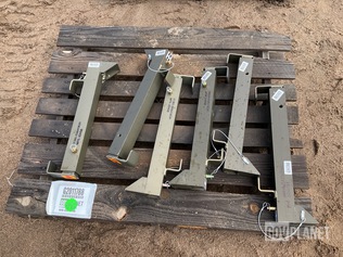 Surplus (6) Milton Manufacturing 3686419C91 Mounting Brackets in Doyle ...