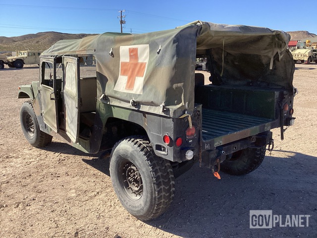 Surplus 2004 AM General M1035A2 HMMWV 4 Door Soft Top w/Truck Body in ...