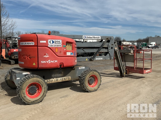 2015 Skyjack SJ46AJ 4WD Diesel Articulating Boom Lift in Lebanon ...