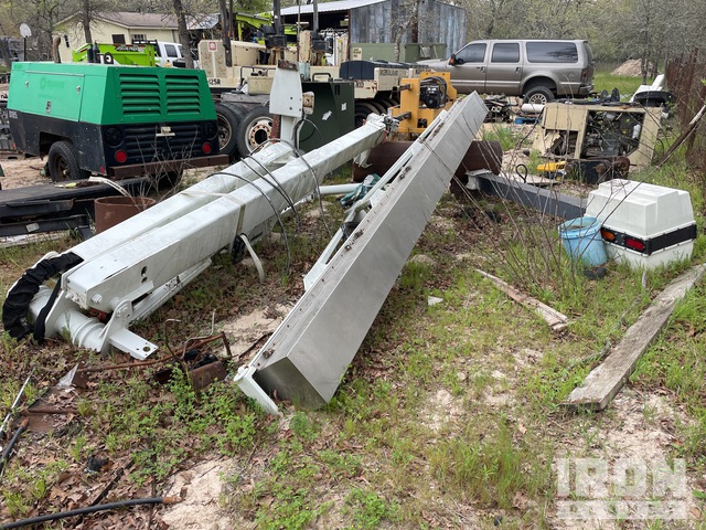 Altec AT37-SCS Articulated Boom in Seguin, Texas, United States ...