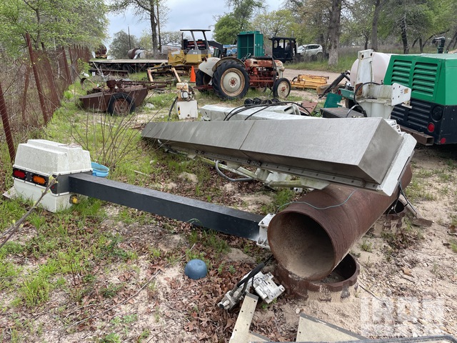 Altec AT37-SCS Articulated Boom in Seguin, Texas, United States ...