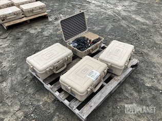 Surplus (4) Iris Technology Spaces II Solar Portable Communications ...