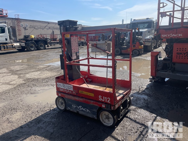 2014 Skyjack SJ12 Electric Vertical Mast Lift in Toronto, Ontario ...