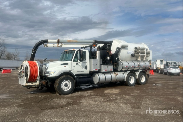 Vactor 2115 on 2007 International 7400 6x4 Vacuum Tanker Truck ...