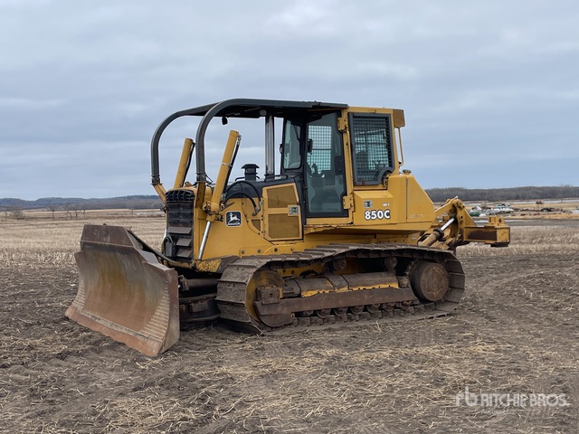 2001 John Deere 850C WT Series II Crawler Dozer | Ritchie Bros. Auctioneers