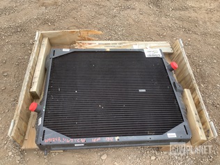 Surplus Behr Heat Transfer Systems 1AF00019S Radiator in Red Rock ...