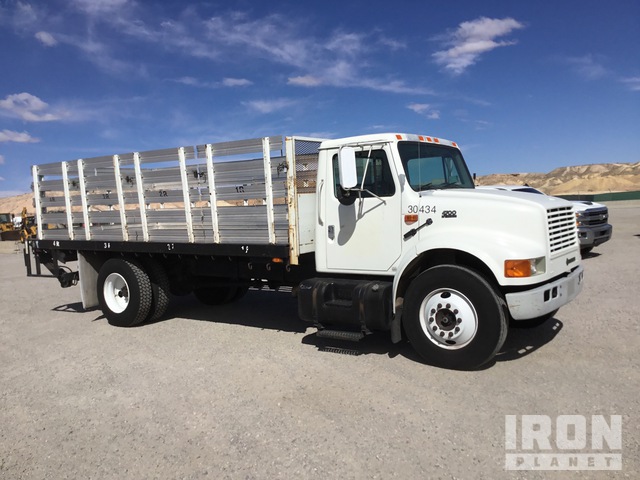 2001 International 4700 4x2 Flatbed Truck in Las Vegas, Nevada, United ...