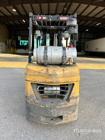 Cat C5000-LPS Pneumatic Tire Forklift in Bunola, Pennsylvania, United ...