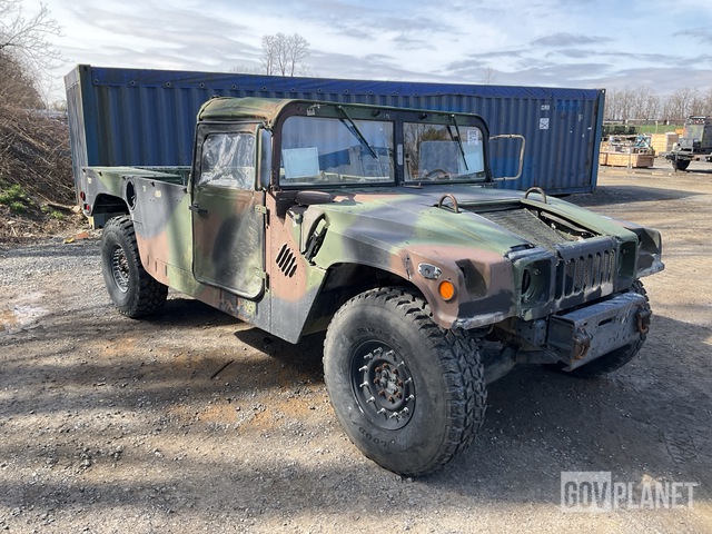 Surplus 1993 AM General M1097 HMMWV 2 Door Soft Top w/Truck Body in ...